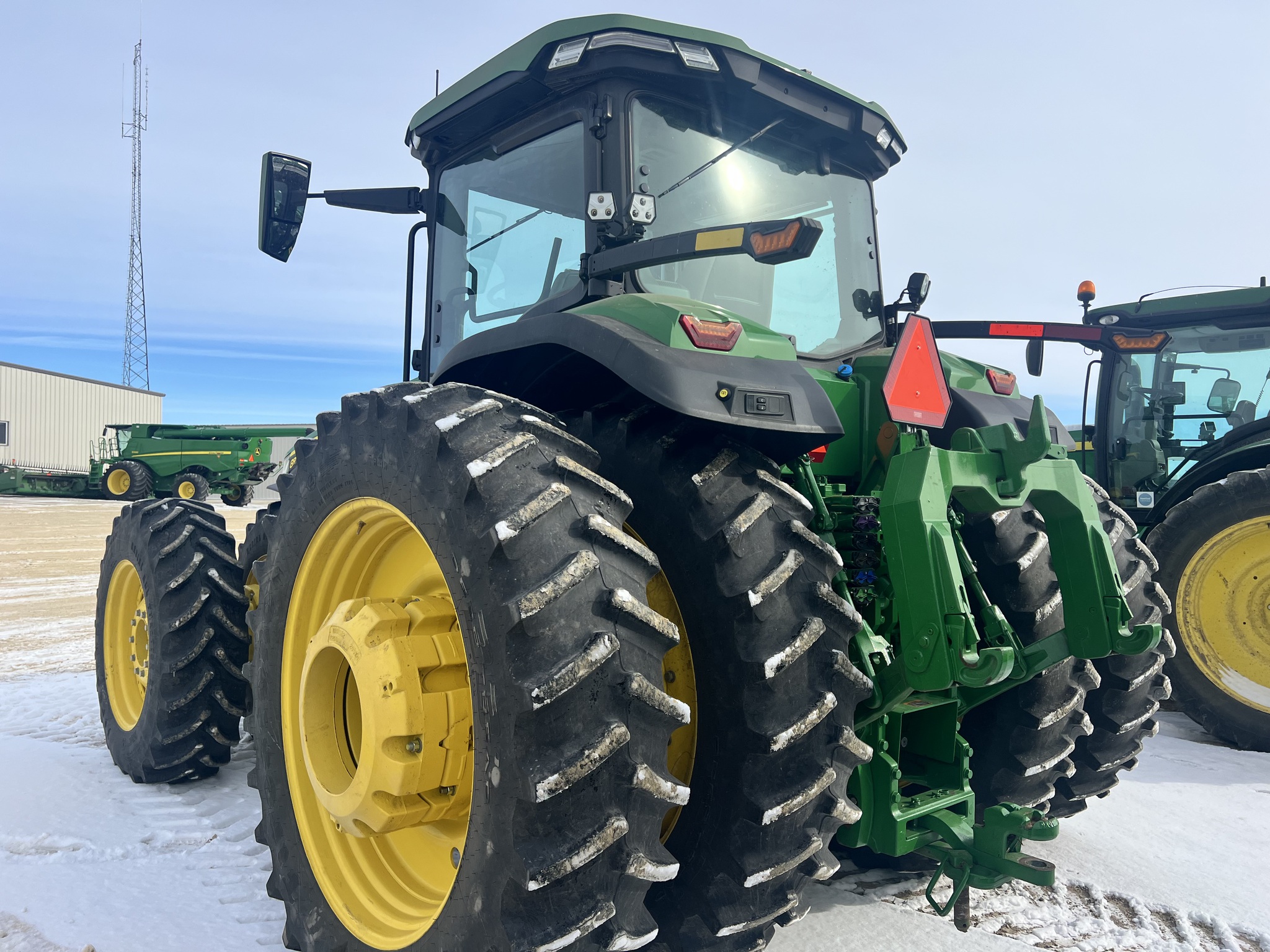 Used John Deere 8R 370 #219791 | Sloan Implement