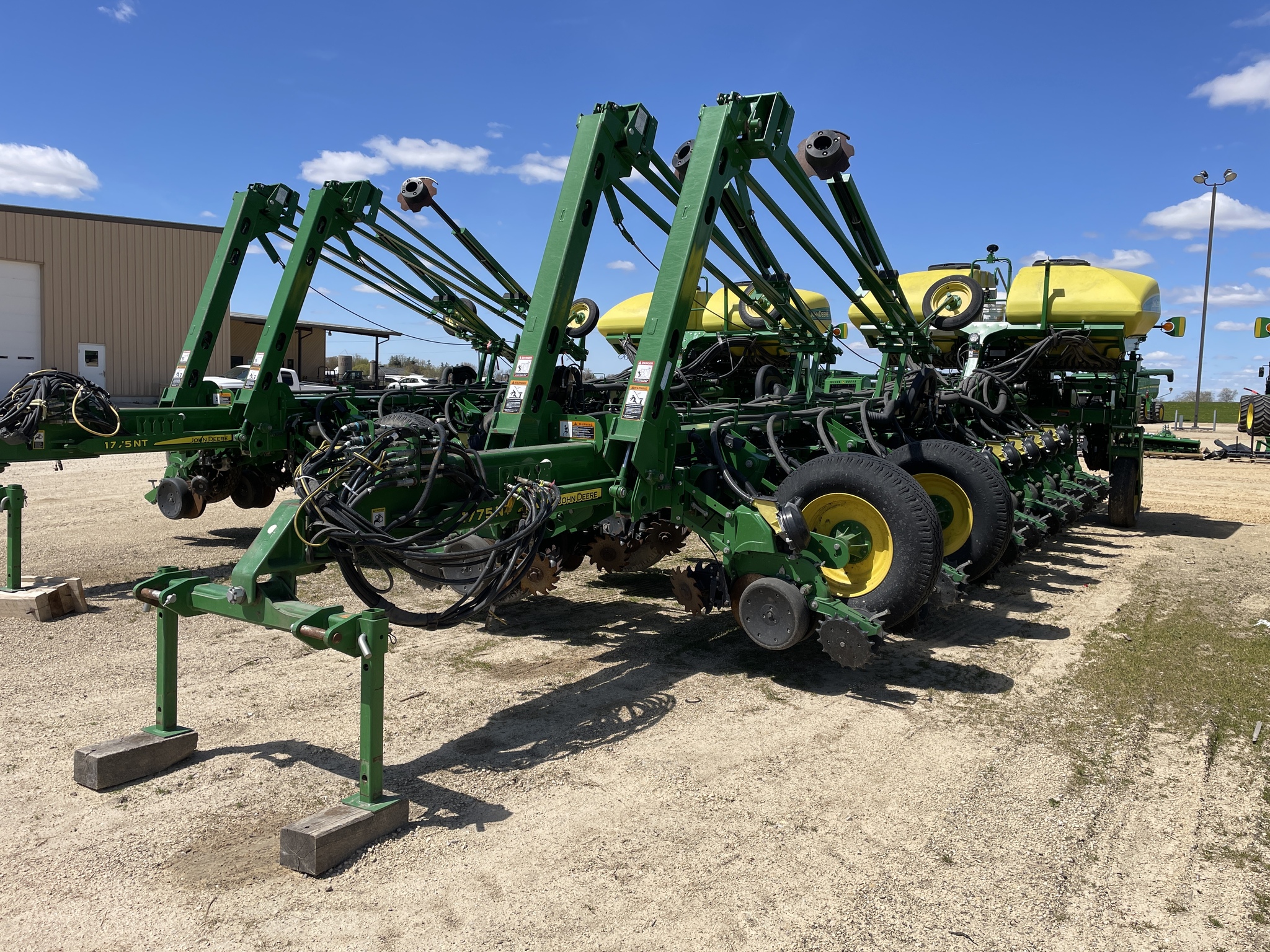 Used John Deere 1775NT #192676 | Sloan Implement