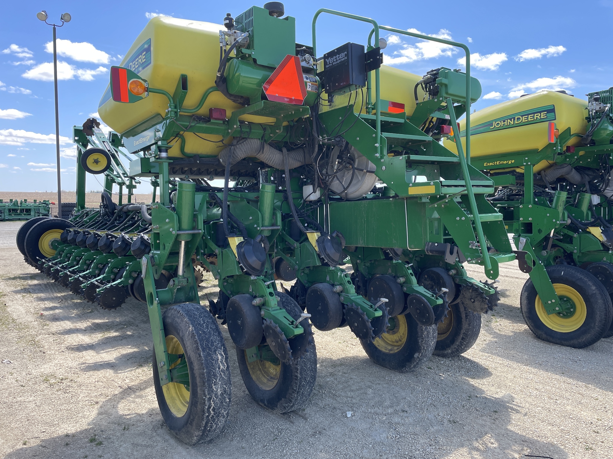 Used John Deere 1775nt 192676 Sloan Implement