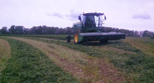 Wisconsin Planting, Exact-Emergence, W260 Windrower & 500R Platform ...