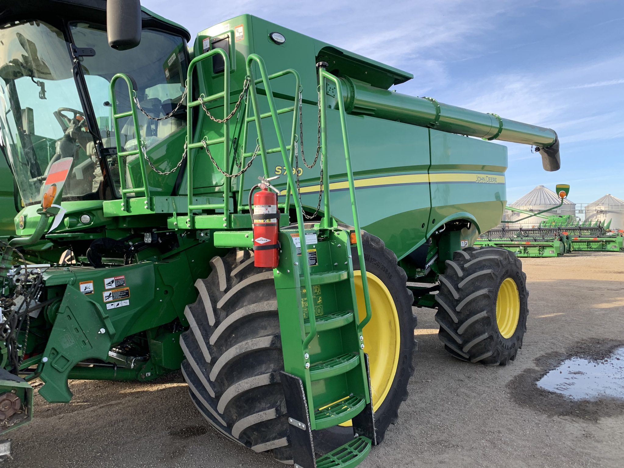 Used John Deere S790 #203351 | Sloan Implement