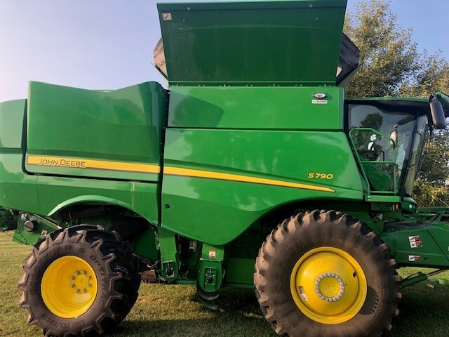 Used John Deere S790 #215274 | Sloan Implement