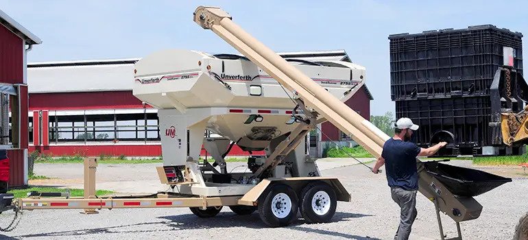 New Unverferth Seed Runner Bulk Tender | Sloan Implement